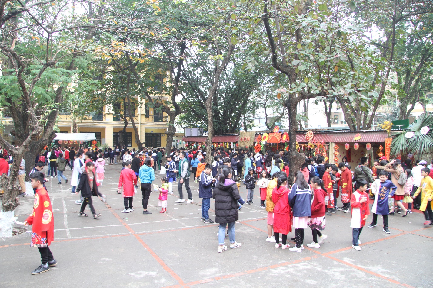 Trước thềm năm mới Canh Tý 2020, sáng ngày 18/01/2020 trường THCS Thịnh ...